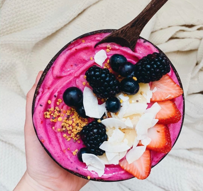 How to Make an Instagram Worthy Smoothie Bowl - Pinoria